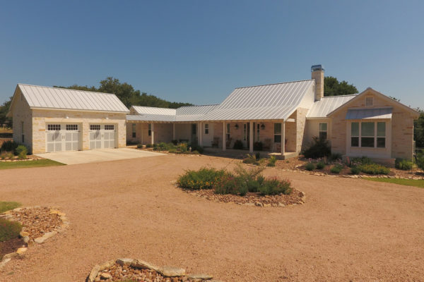 Farmhouse - San Marcos | A Texas Architecture Firm | DibelloArchitects.com