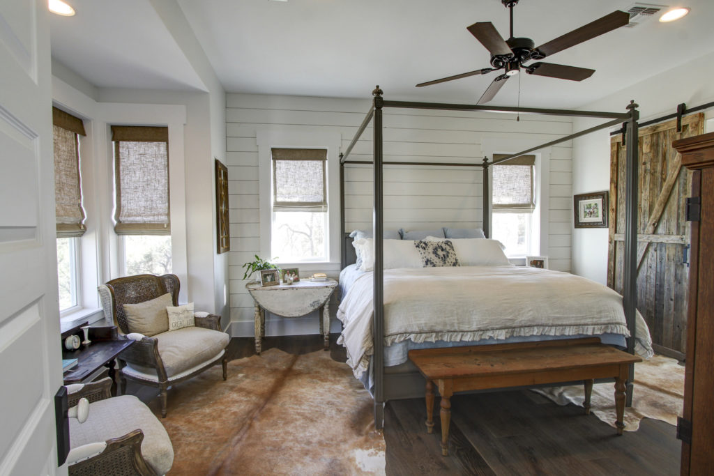 Farmhouse - San Marcos | A Texas Architecture Firm | DibelloArchitects.com