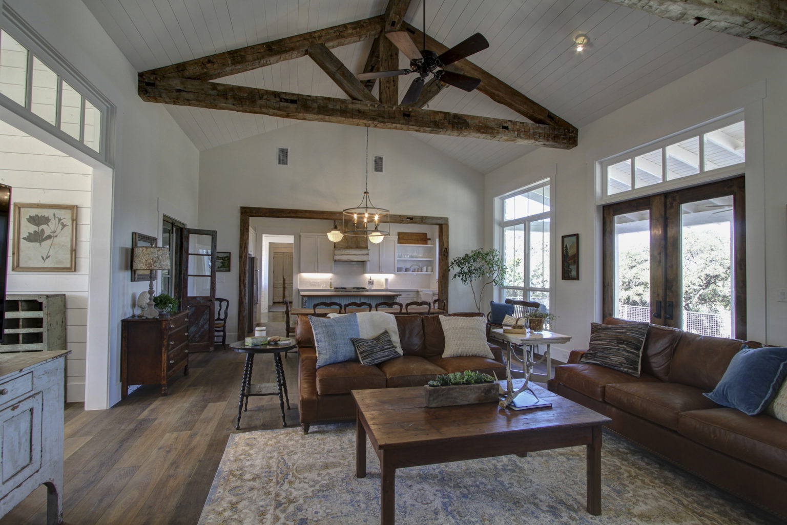 Farmhouse - San Marcos | A Texas Architecture Firm | DibelloArchitects.com