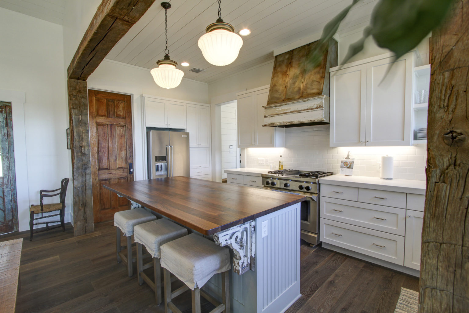 Farmhouse - San Marcos | A Texas Architecture Firm | DibelloArchitects.com