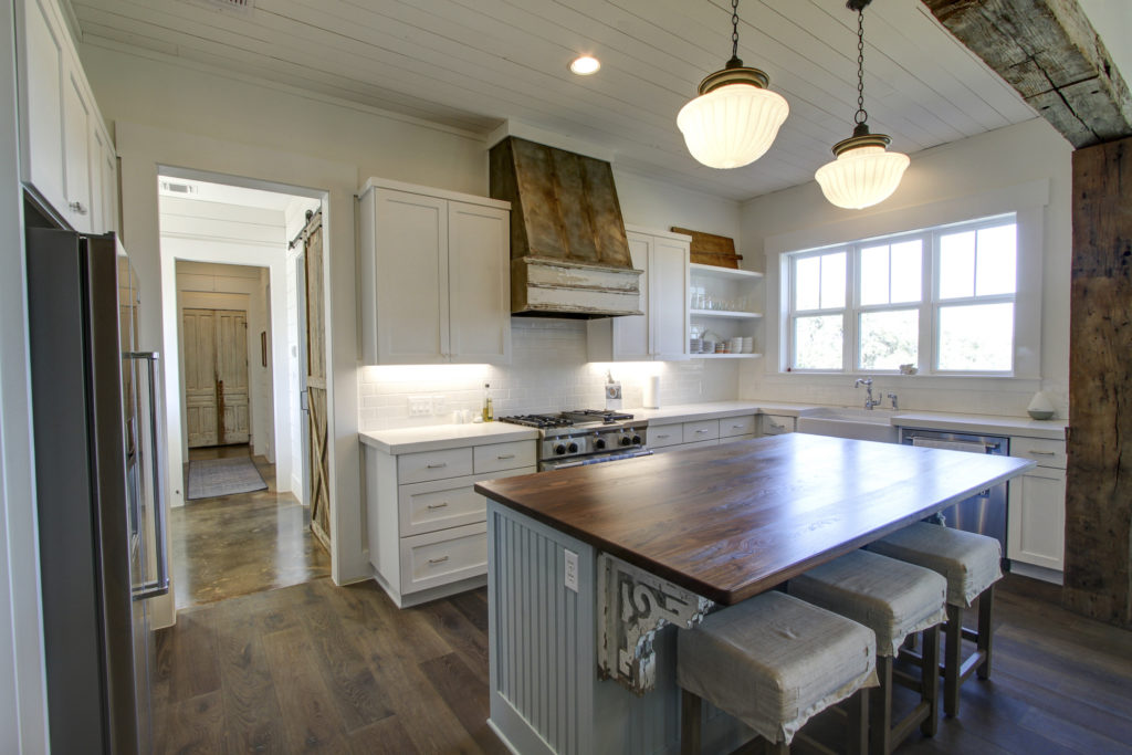 Farmhouse - San Marcos | A Texas Architecture Firm | DibelloArchitects.com