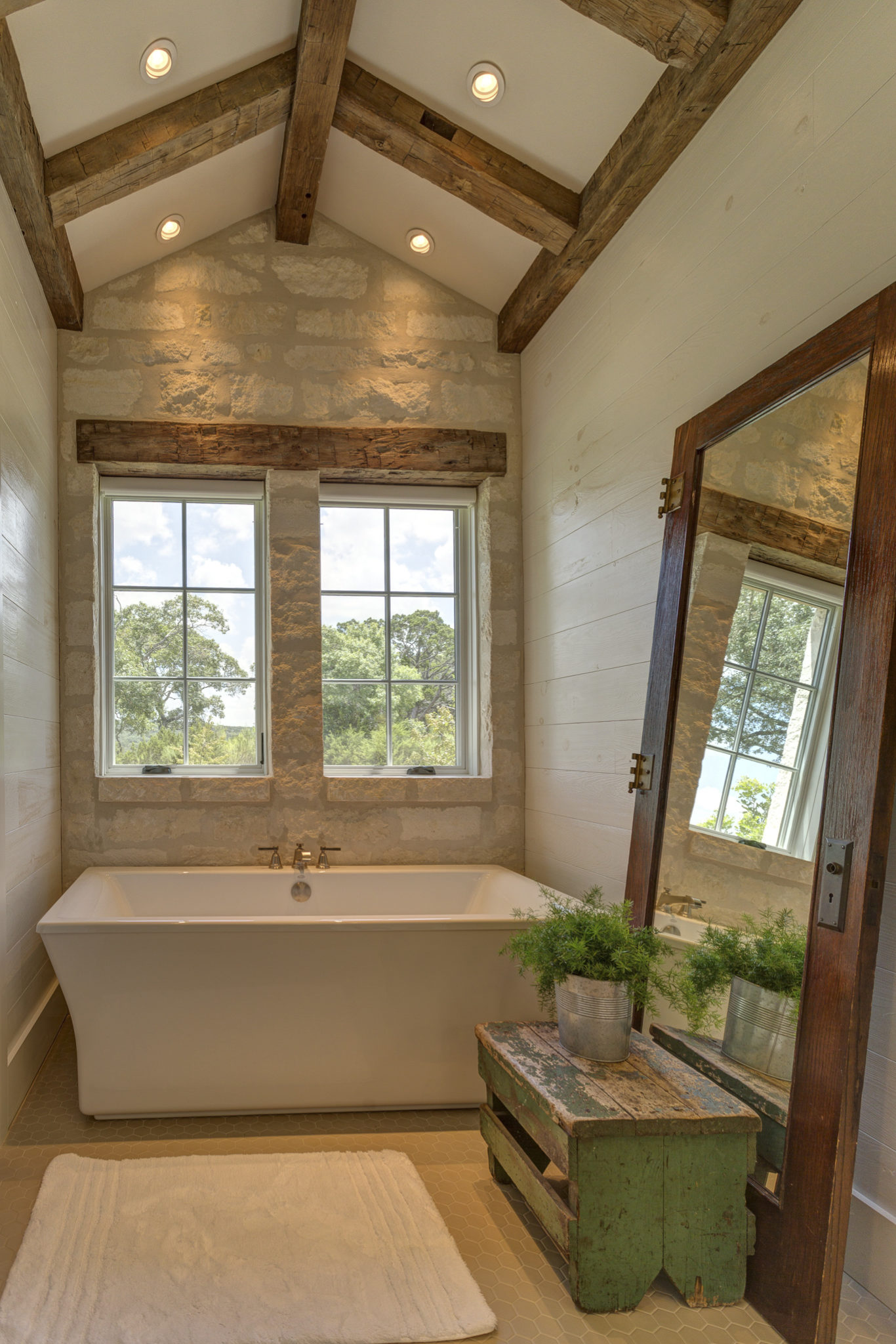 Texas Stone Farmhouse - Guadalupe River Valley | A Texas Architecture ...