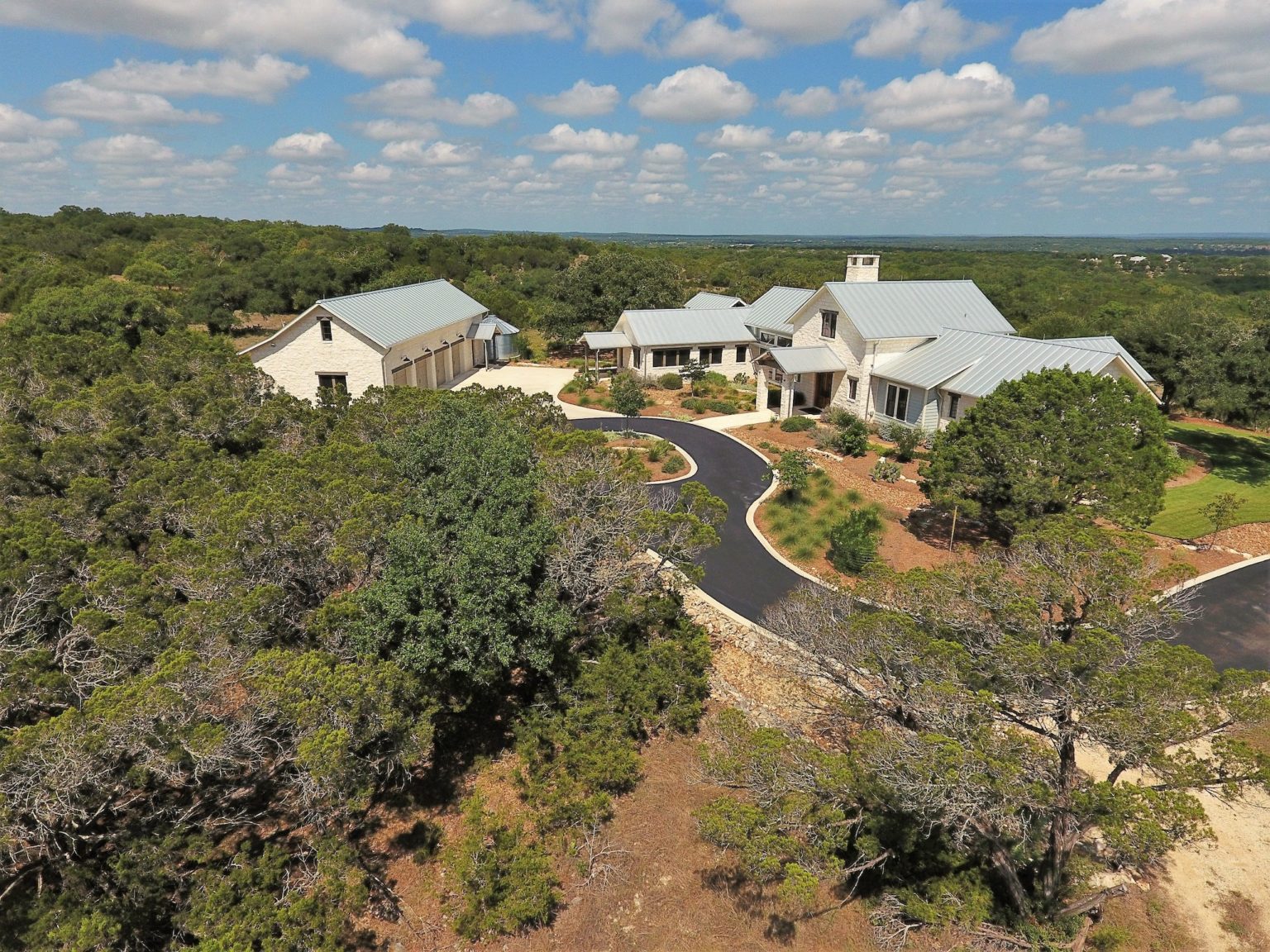 Texas Stone Farmhouse - Guadalupe River Valley | A Texas Architecture ...